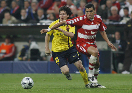 Lionel Messi Barcelona Lucio Bayern Munich Editorial Stock Photo ...