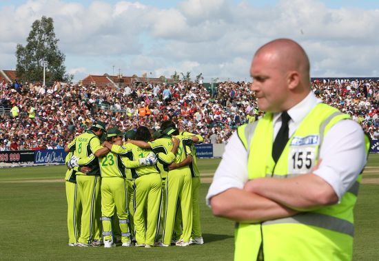 Pakistan Team Huddle Together On County Editorial Stock Photo - Stock ...
