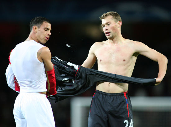 Jeremie Aliadiere Arsenal Lets Go Hug Editorial Stock Photo - Stock ...
