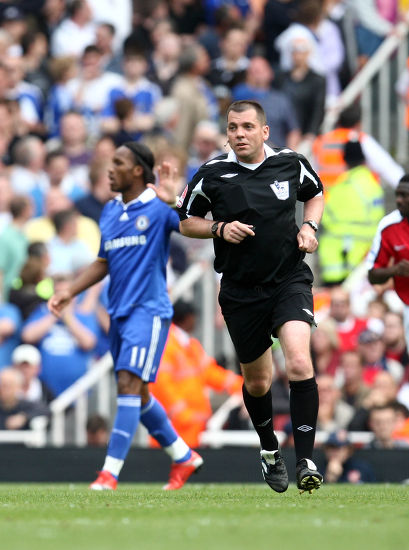 Didier Drogba Chelsea Signals Referee Phil Editorial Stock Photo ...