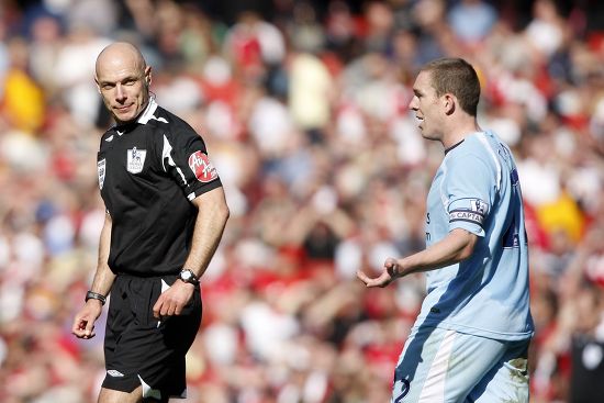 Richard Dunne Manchester City Argues Referee Editorial Stock Photo ...