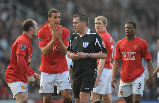 Angry Wayne Rooney Manchester United Confronts Editorial Stock Photo ...