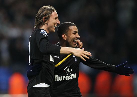 Luka Modric Tottenham Hotspur Celebrates Scoring Editorial Stock Photo ...