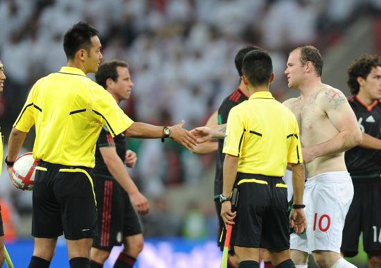 Wayne Rooney England Shakes Hands Referee Editorial Stock Photo - Stock ...