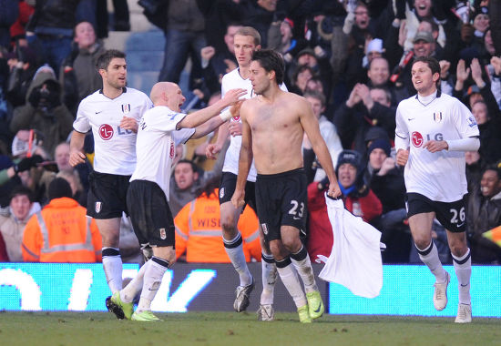 Clint Dempsey Fulham Celebrates His Shirt Editorial Stock Photo - Stock ...