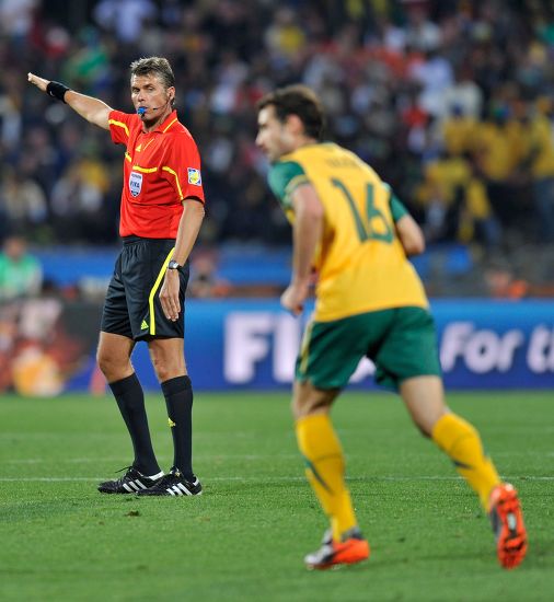 Referee Roberto Rosetti Points Carl Valeri Editorial Stock Photo ...
