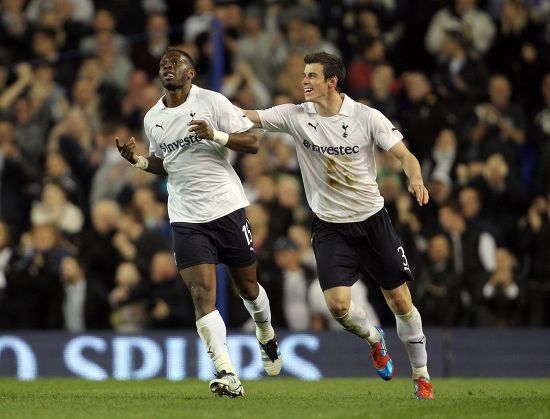 Louis Saha Tottenham Hotspur Celebrates Scoring Editorial Stock Photo ...