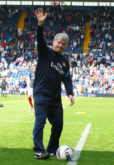 Arsenal Assistant Manager Pat Rice Waves Editorial Stock Photo - Stock ...