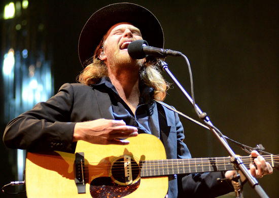 Lead Singer Wesley Keith Schultz Lumineers Editorial Stock Photo ...