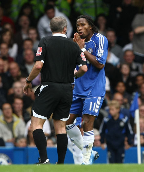 Didier Drogba Chelsea Pleads Referee Martin Editorial Stock Photo ...