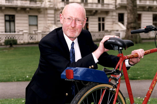 Sir Clive Sinclair Chairman Sinclair Research Editorial Stock Photo ...