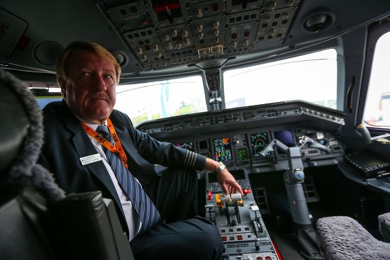 Pilot Sits Cockpit Embraer Legacy 650 Editorial Stock Photo - Stock ...