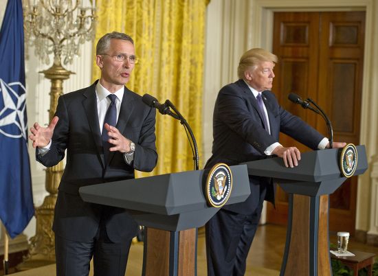 United States President Donald Trump Secretary Editorial Stock Photo ...
