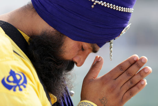 Baptized Sikh Man Prays Golden Temple Editorial Stock Photo - Stock ...