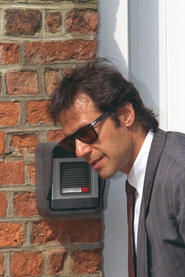 Imran Khan James Goldsmiths House Talking Editorial Stock Photo - Stock ...