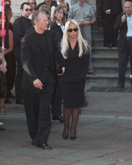 Gianni Versace Memorial Service Milan Versace Editorial Stock Photo ...