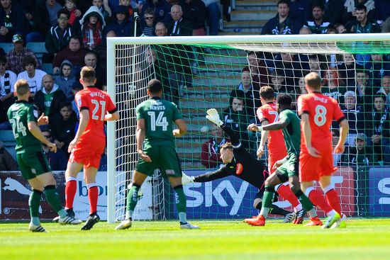 James Jones 8 Crewe Alexandra Scores Editorial Stock Photo - Stock ...