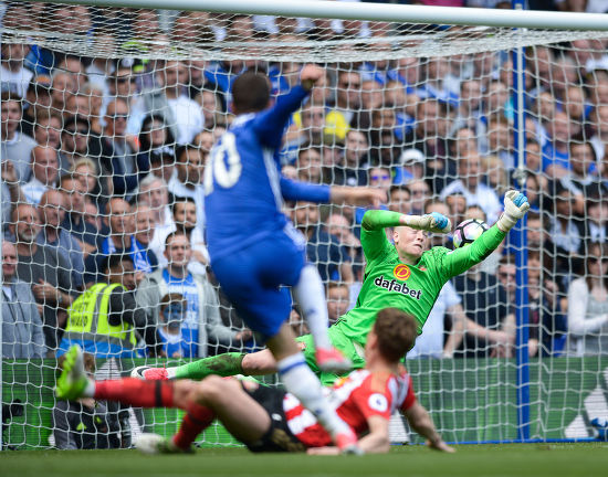 Eden Hazard 10 Shoots Past Jordan Editorial Stock Photo - Stock Image ...