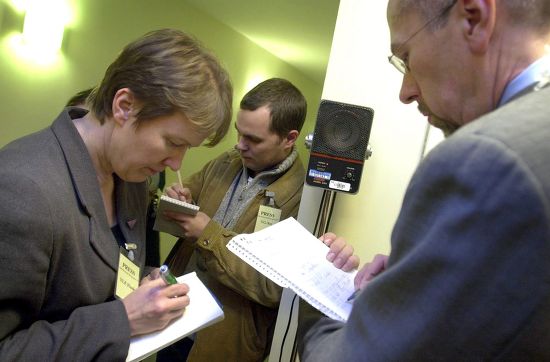 Reporters Taking Notes Outside Court Room Editorial Stock Photo - Stock ...