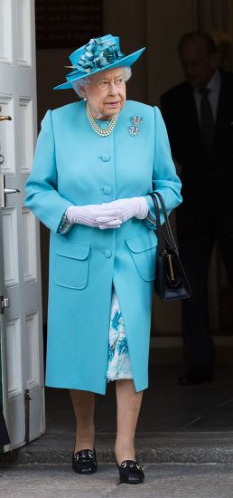 Queen Elizabeth Ii Visits Poplar Tower Editorial Stock Photo - Stock ...