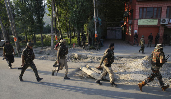 Indian Army Police Paramilitary Men Arrive Editorial Stock Photo ...