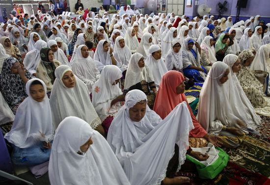 Myanmar Muslims Attend Eid Alfitr Morning Editorial Stock Photo - Stock ...