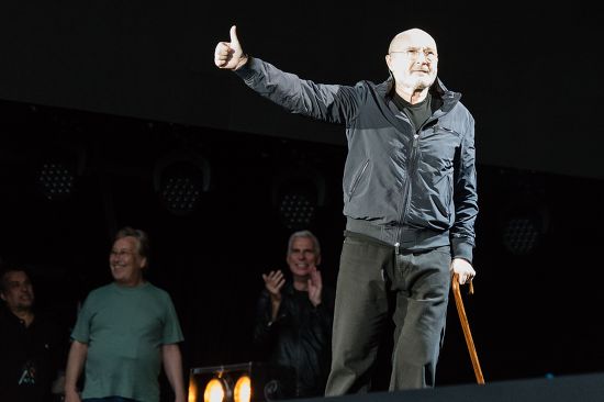 Phil Collins Performing Walking Onto Stage Editorial Stock Photo ...