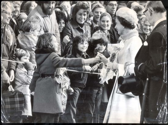 1972 Silver Wedding Anniversary Happy Smiles Editorial Stock Photo ...