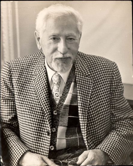 Film Director Joseph Von Sternberg 18941969 Editorial Stock Photo ...