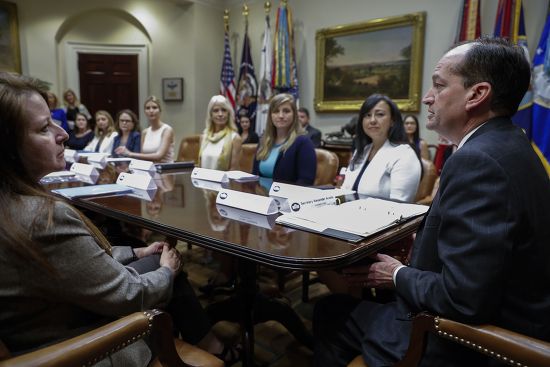 Secretary Labor Alex Acosta R Daughter Editorial Stock Photo - Stock ...