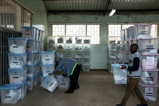 Iebc Officers Inspect Ballot Boxes Mathare Editorial Stock Photo ...