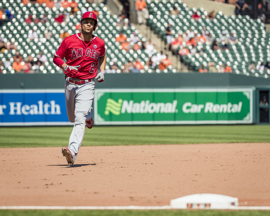 Los Angeles Angels Shortstop Andrelton Simmons Editorial Stock Photo ...