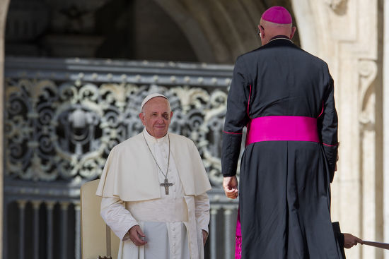 Pope Francis Black Eye Patch Posthumous Editorial Stock Photo - Stock ...