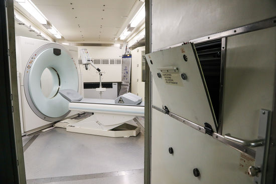 Magnetic Resonance Tomography Mrt Unit Mobile Editorial Stock Photo ...