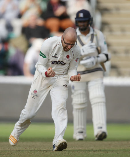 Jack Leach Somerset Cricket Celebrates Lbw Editorial Stock Photo ...