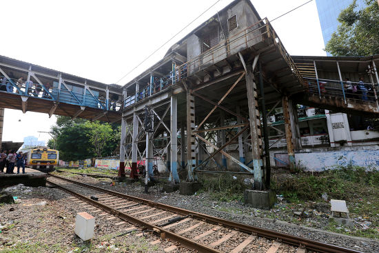 Commuters Walk On Foot Overbridge Local Editorial Stock Photo - Stock ...