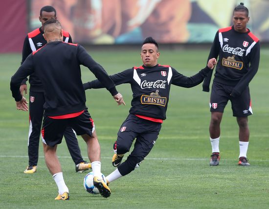Player Peruvian Soccer Team Christian Cueva Editorial Stock Photo ...