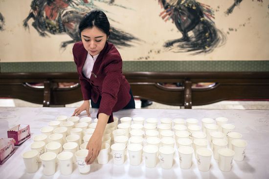Chinese Hostess Prepares Drinks During Opening Editorial Stock Photo ...
