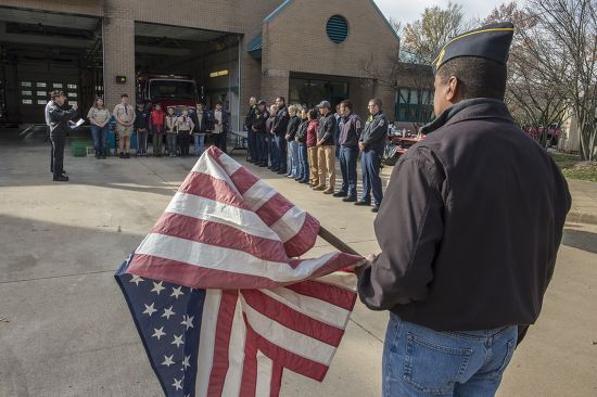 American Flag Retirement Ceremony Flag Burning Editorial Stock Photo ...