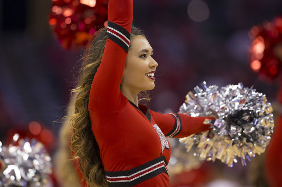 Wisconsin Dance Team Member Entertains Crowd Editorial Stock Photo ...