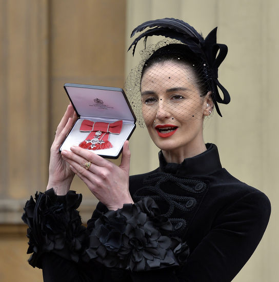 Model Erin Oconnor Buckingham Palace After Editorial Stock Photo ...
