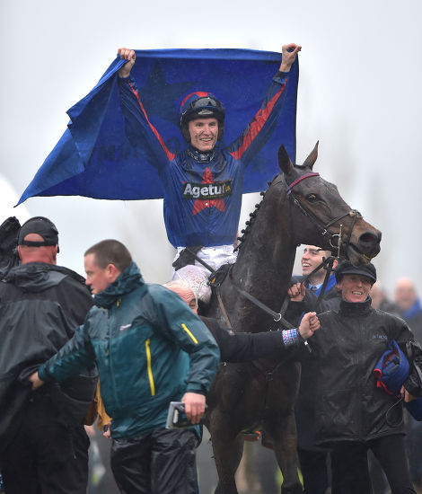 Tom Bellamy Celebrates Splash Ginge After Editorial Stock Photo - Stock ...