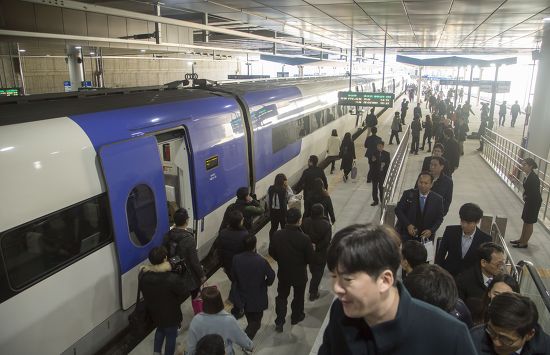 Gangneung Station Gangneung East Seoul South Editorial Stock Photo ...