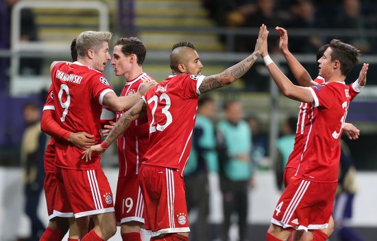 Robert Lewandowski Celebration Editorial Stock Photo - Stock Image ...