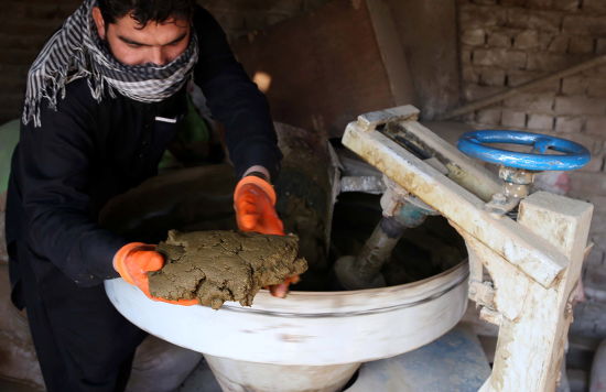 Afghan Man Processes Naswar Tobacco Derivative Editorial Stock Photo ...