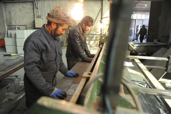 Afghan Labors Work Designing Manufacturing Electrical Editorial Stock Photo - Stock Image ...