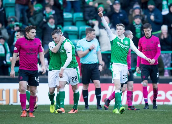 Olly Shaw Hibernian Celebrates Scoring Draw Editorial Stock Photo ...