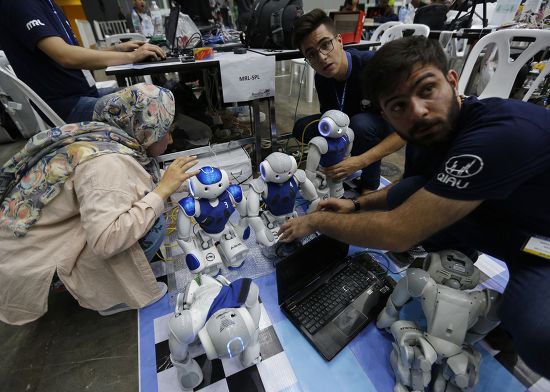 Participants Iran Configure Their Robot During Editorial Stock Photo ...