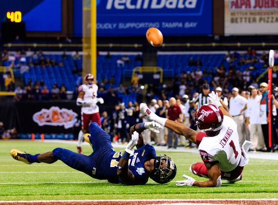 Fiu Panthers Cornerback Brad Muhammad 27 Editorial Stock Photo - Stock ...