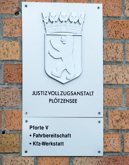 Penitentiary Ploetzensee Reads Sign Wall Ploetzensee Editorial Stock ...